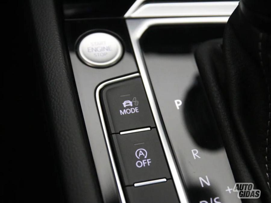 Melns Volkswagen Arteon 2022 Viļņa, ar dzinēja tilpumu 2.00 L un nobraukumu 215 tūkst. km par 22199 €, foto 33 vietnē AUTOMOTO.COM.LV