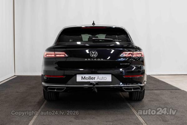 Black Volkswagen Arteon 2022 in Tallinn, with an engine capacity of 1.40 L and mileage of 117 thousand km for 27900 €, photo 5 on AUTOMOTO.COM.LV