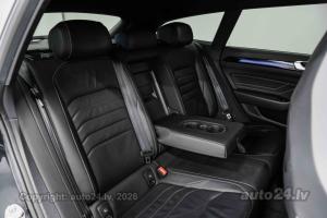 Black Volkswagen Arteon 2022 in Tallinn, with an engine capacity of 1.40 L and mileage of 117 thousand km for 27900 €, photo 15 on AUTOMOTO.COM.LV
