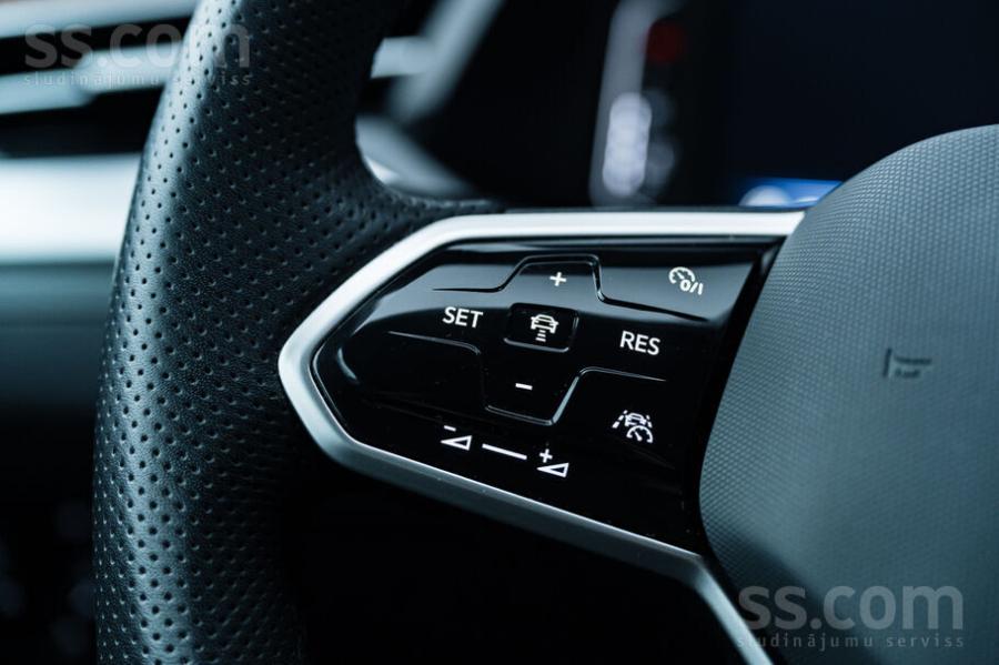 Melns Volkswagen Arteon 2022 Rīga, ar dzinēja tilpumu 2.00 L un nobraukumu 53 tūkst. km par 24500 €, foto 28 vietnē AUTOMOTO.COM.LV
