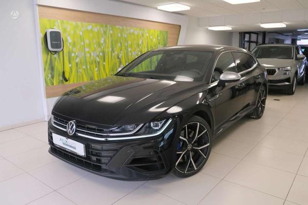 Black Volkswagen Arteon 2022 in Vilnius, with an engine capacity of 1.98 L and mileage of 165 thousand km for 28800 €, photo 1 on AUTOMOTO.COM.LV