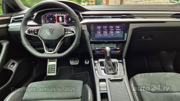 Black Volkswagen Arteon 2022 in Tallinn, with an engine capacity of 2.00 L and mileage of 139 thousand km for 24999 €, photo 8 on AUTOMOTO.COM.LV