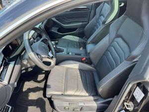 Melns Volkswagen Arteon 2022 Viļņa, ar dzinēja tilpumu 1.40 L un nobraukumu 68 tūkst. km par 25600 €, foto 14 vietnē AUTOMOTO.COM.LV