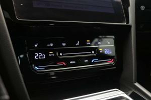 Черный Фольксваген Артеон 2022 в Вильнюс, объемом двигателя 1.98 л и пробегом 62 тыс. км за 36490 €, фото 31 на AUTOMOTO.COM.LV