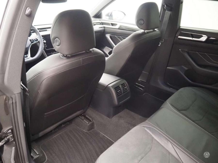 Melns Volkswagen Arteon 2022 Viļņa, ar dzinēja tilpumu 1.98 L un nobraukumu 82 tūkst. km par 24000 €, foto 15 vietnē AUTOMOTO.COM.LV