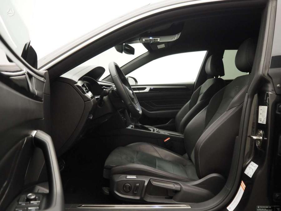 Melns Volkswagen Arteon 2022 Viļņa, ar dzinēja tilpumu 1.98 L un nobraukumu 82 tūkst. km par 24000 €, foto 24 vietnē AUTOMOTO.COM.LV