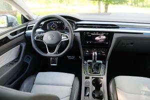Melns Volkswagen Arteon 2022 Kauņa, ar dzinēja tilpumu 1.40 L un nobraukumu 163 tūkst. km par 18750 €, foto 14 vietnē AUTOMOTO.COM.LV