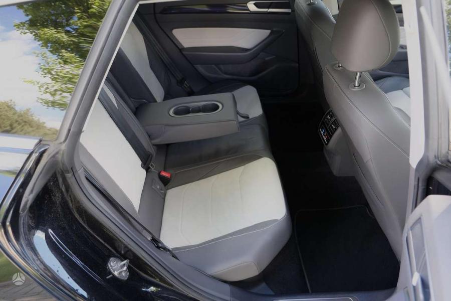 Melns Volkswagen Arteon 2022 Kauņa, ar dzinēja tilpumu 1.40 L un nobraukumu 163 tūkst. km par 18750 €, foto 18 vietnē AUTOMOTO.COM.LV