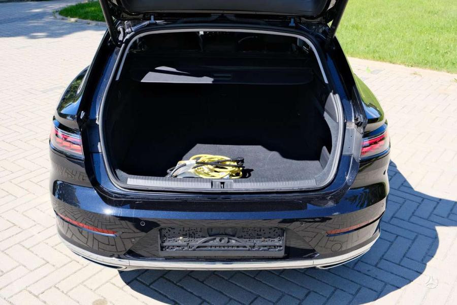Melns Volkswagen Arteon 2022 Kauņa, ar dzinēja tilpumu 1.40 L un nobraukumu 163 tūkst. km par 18750 €, foto 37 vietnē AUTOMOTO.COM.LV