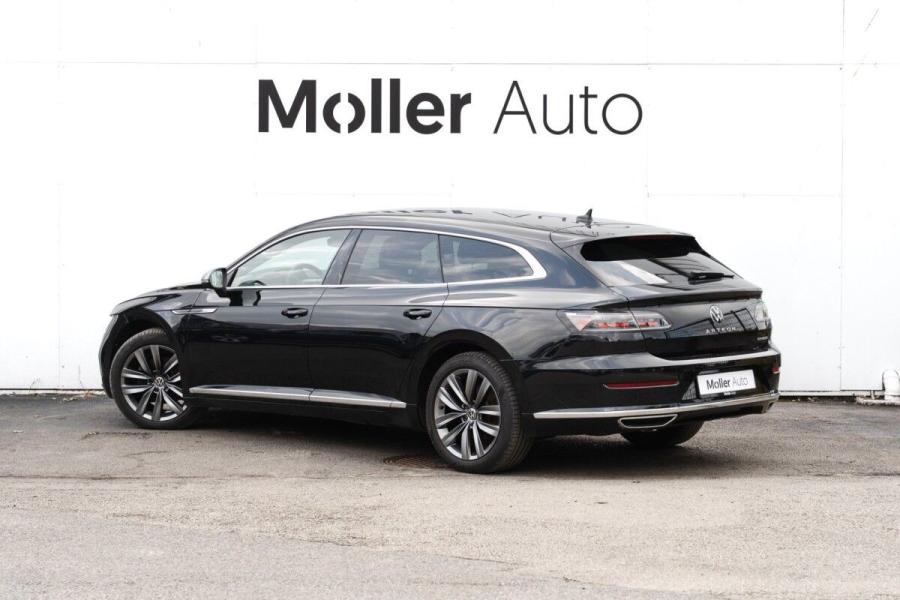 Black Volkswagen Arteon 2022 in Riga, with an engine capacity of 1.40 L and mileage of 142 thousand km for 22900 €, photo 4 on AUTOMOTO.COM.LV