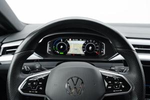 Black Volkswagen Arteon 2022 in Riga, with an engine capacity of 1.40 L and mileage of 142 thousand km for 22900 €, photo 20 on AUTOMOTO.COM.LV