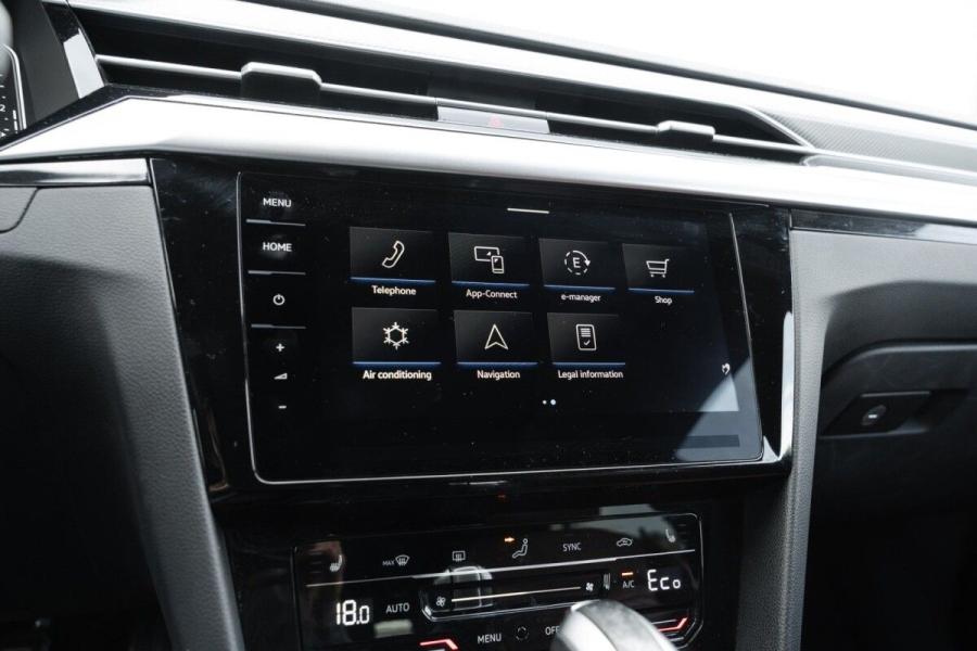 Black Volkswagen Arteon 2022 in Riga, with an engine capacity of 1.40 L and mileage of 142 thousand km for 22900 €, photo 24 on AUTOMOTO.COM.LV