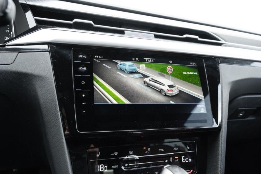 Black Volkswagen Arteon 2022 in Riga, with an engine capacity of 1.40 L and mileage of 142 thousand km for 22900 €, photo 28 on AUTOMOTO.COM.LV