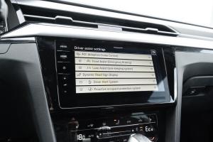 Black Volkswagen Arteon 2022 in Riga, with an engine capacity of 1.40 L and mileage of 142 thousand km for 22900 €, photo 29 on AUTOMOTO.COM.LV