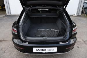 Black Volkswagen Arteon 2022 in Riga, with an engine capacity of 1.40 L and mileage of 142 thousand km for 22900 €, photo 32 on AUTOMOTO.COM.LV