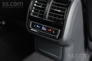 Black Volkswagen Arteon 2022 in Riga, with an engine capacity of 1.40 L and mileage of 142 thousand km for 22900 €, photo 11 on AUTOMOTO.COM.LV