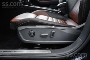 Black Volkswagen Arteon 2022 in Riga, with an engine capacity of 1.40 L and mileage of 142 thousand km for 22900 €, photo 14 on AUTOMOTO.COM.LV