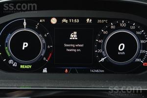 Black Volkswagen Arteon 2022 in Riga, with an engine capacity of 1.40 L and mileage of 142 thousand km for 22900 €, photo 19 on AUTOMOTO.COM.LV
