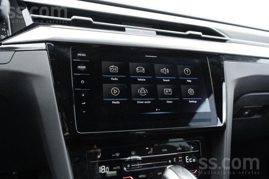 Black Volkswagen Arteon 2022 in Riga, with an engine capacity of 1.40 L and mileage of 142 thousand km for 22900 €, photo 27 on AUTOMOTO.COM.LV