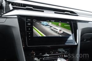 Black Volkswagen Arteon 2022 in Riga, with an engine capacity of 1.40 L and mileage of 142 thousand km for 22900 €, photo 28 on AUTOMOTO.COM.LV