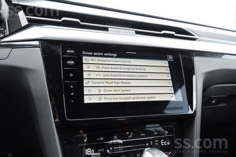 Black Volkswagen Arteon 2022 in Riga, with an engine capacity of 1.40 L and mileage of 142 thousand km for 22900 €, photo 29 on AUTOMOTO.COM.LV