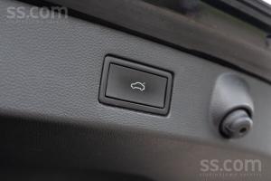 Black Volkswagen Arteon 2022 in Riga, with an engine capacity of 1.40 L and mileage of 142 thousand km for 22900 €, photo 33 on AUTOMOTO.COM.LV