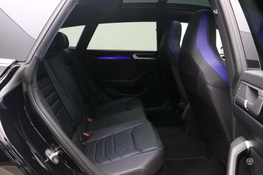 Black Volkswagen Arteon 2022 in Vilnius, with an engine capacity of 1.98 L and mileage of 62 thousand km for 36490 €, photo 14 on AUTOMOTO.COM.LV