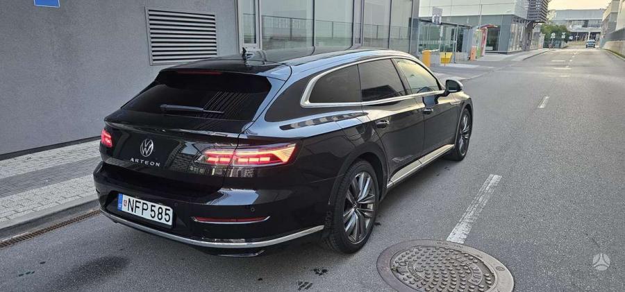Black Volkswagen Arteon 2022 in Vilnius, with an engine capacity of 1.97 L and mileage of 123 thousand km for 22990 €, photo 18 on AUTOMOTO.COM.LV