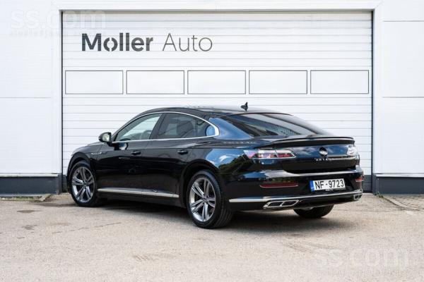 Melns Volkswagen Arteon 2022 Rīga, ar dzinēja tilpumu 2.00 L un nobraukumu 99 tūkst. km par 23950 €, foto 5 vietnē AUTOMOTO.COM.LV
