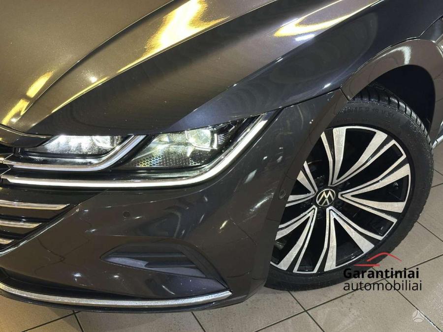 Black Volkswagen Arteon 2023 in Vilnius, with an engine capacity of 1.40 L and mileage of 157 thousand km for 23450 €, photo 29 on AUTOMOTO.COM.LV