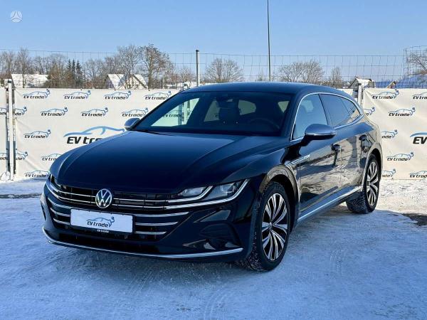Black Volkswagen Arteon 2023 in Vilnius, with an engine capacity of 1.40 L and mileage of 155 thousand km for 22700 €, photo 1 on AUTOMOTO.COM.LV