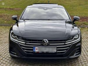 Black Volkswagen Arteon 2023 in Kaunas, with an engine capacity of 1.97 L and mileage of 92 thousand km for 31999 €, photo 2 on AUTOMOTO.COM.LV