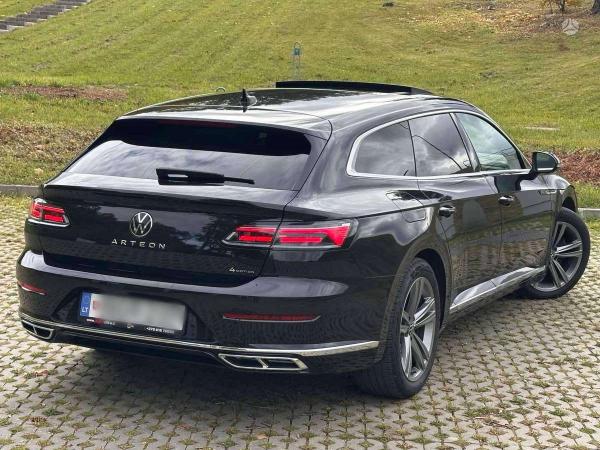 Black Volkswagen Arteon 2023 in Kaunas, with an engine capacity of 1.97 L and mileage of 92 thousand km for 31999 €, photo 4 on AUTOMOTO.COM.LV