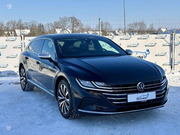 Black Volkswagen Arteon 2023 in Vilnius, with an engine capacity of 1.40 L and mileage of 155 thousand km for 21999 €, photo 3 on AUTOMOTO.COM.LV