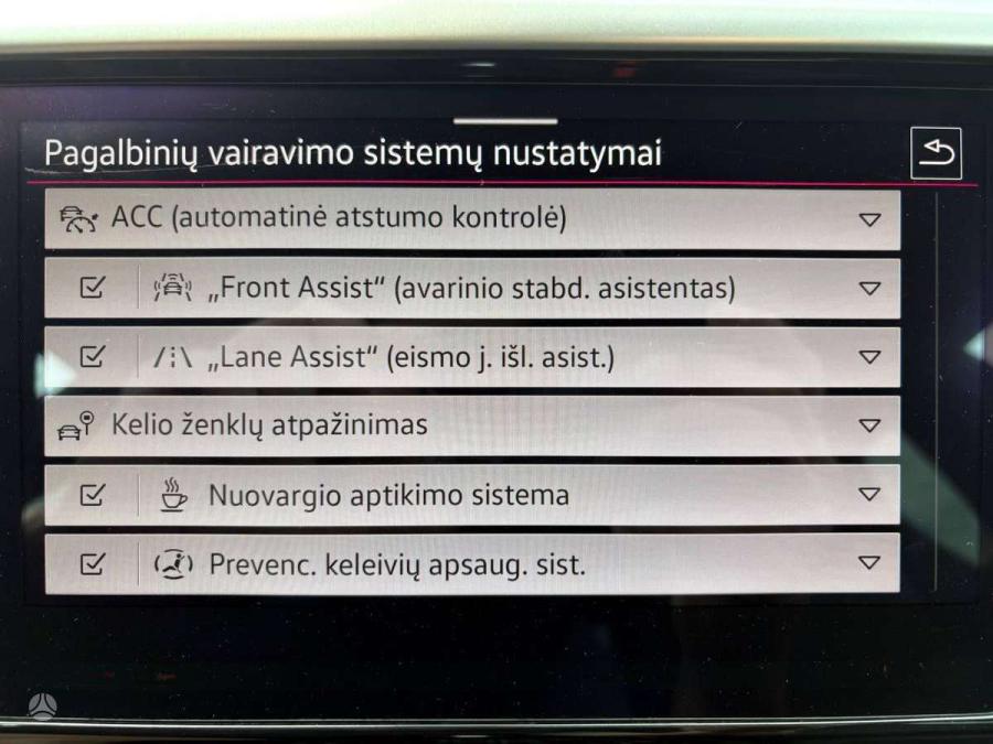 Черный Фольксваген Артеон 2023 в Вильнюс, объемом двигателя 1.97 л и пробегом 171 тыс. км за 22700 €, фото 21 на AUTOMOTO.COM.LV