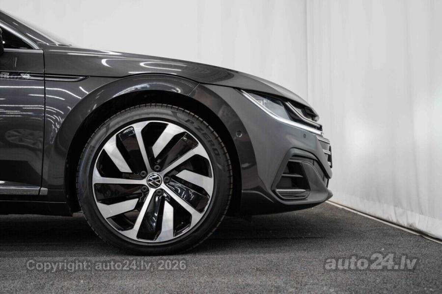 Melns Volkswagen Arteon 2023 Tallina, ar dzinēja tilpumu 2.00 L un nobraukumu 150 tūkst. km par 28900 €, foto 18 vietnē AUTOMOTO.COM.LV