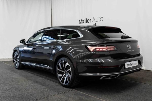 Melns Volkswagen Arteon 2023 Tallina, ar dzinēja tilpumu 2.00 L un nobraukumu 150 tūkst. km par 28900 €, foto 3 vietnē AUTOMOTO.COM.LV