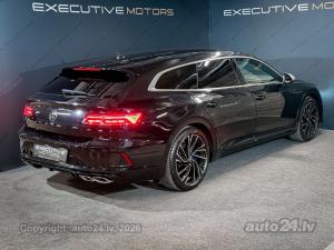Black Volkswagen Arteon 2023 in Tallinn, with an engine capacity of 2.00 L and mileage of 69 thousand km for 37900 €, photo 3 on AUTOMOTO.COM.LV