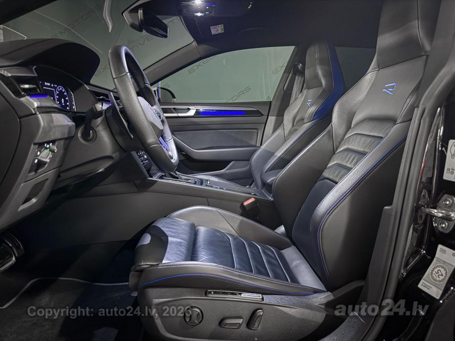 Black Volkswagen Arteon 2023 in Tallinn, with an engine capacity of 2.00 L and mileage of 69 thousand km for 37900 €, photo 4 on AUTOMOTO.COM.LV