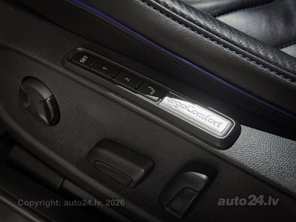 Black Volkswagen Arteon 2023 in Tallinn, with an engine capacity of 2.00 L and mileage of 69 thousand km for 37900 €, photo 8 on AUTOMOTO.COM.LV