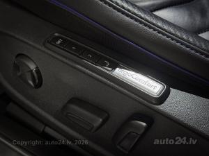 Black Volkswagen Arteon 2023 in Tallinn, with an engine capacity of 2.00 L and mileage of 69 thousand km for 37900 €, photo 9 on AUTOMOTO.COM.LV