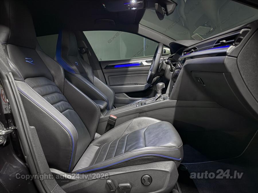 Black Volkswagen Arteon 2023 in Tallinn, with an engine capacity of 2.00 L and mileage of 69 thousand km for 37900 €, photo 15 on AUTOMOTO.COM.LV