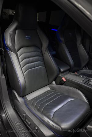Black Volkswagen Arteon 2023 in Tallinn, with an engine capacity of 2.00 L and mileage of 69 thousand km for 37900 €, photo 17 on AUTOMOTO.COM.LV