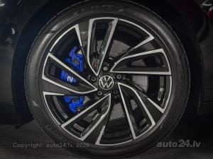 Black Volkswagen Arteon 2023 in Tallinn, with an engine capacity of 2.00 L and mileage of 69 thousand km for 37900 €, photo 26 on AUTOMOTO.COM.LV
