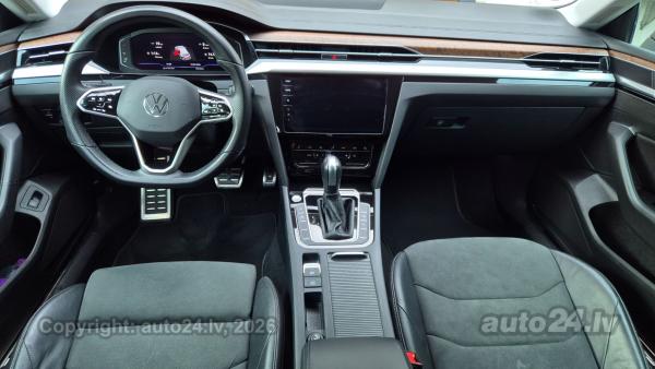 Volkswagen Arteon 2023 in Tallinn on AUTOMOTO.COM.LV Black Volkswagen Arteon 2023 in Tallinn, with an engine capacity of 2.00 L and mileage of 93 thousand km for 25600 €, photo 10 on AUTOMOTO.COM.LV