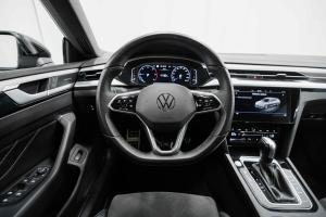 Black Volkswagen Arteon 2023 in Tallinn, with an engine capacity of 2.00 L and mileage of 154 thousand km for 26900 €, photo 11 on AUTOMOTO.COM.LV