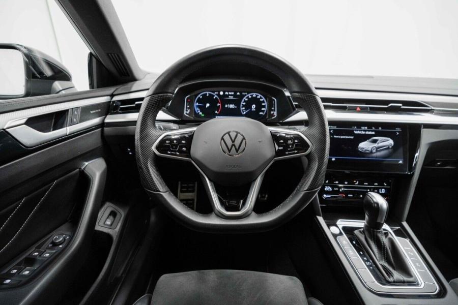 Black Volkswagen Arteon 2023 in Tallinn, with an engine capacity of 2.00 L and mileage of 154 thousand km for 26900 €, photo 11 on AUTOMOTO.COM.LV