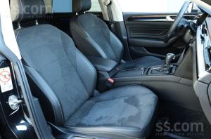 Melns Volkswagen Arteon 2025 Rīga, ar dzinēja tilpumu 2.00 L un nobraukumu 14 tūkst. km par 32400 €, foto 30 vietnē AUTOMOTO.COM.LV
