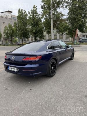 Zils Volkswagen Arteon 2018 Ogre, ar dzinēja tilpumu 2.00 L un nobraukumu 187 tūkst. km par 14900 €, foto 4 vietnē AUTOMOTO.COM.LV