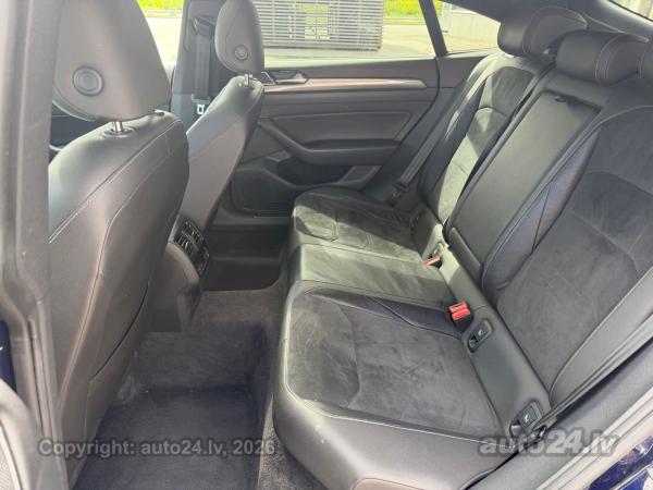 Blue Volkswagen Arteon 2017 in Tallinn, with an engine capacity of 2.00 L and mileage of 192 thousand km for 19990 €, photo 8 on AUTOMOTO.COM.LV